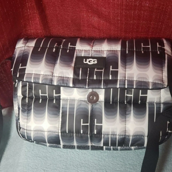 UGG | Bags | Ugg Ellory Puff Tote And Cross Body Handbag Set | Poshmark